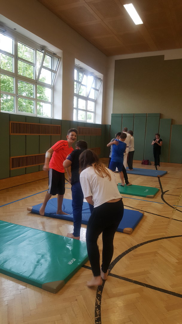 Sporttag » Bertha von Suttner Schule Schwechat